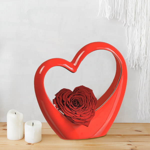 Bouquet de roses "MINI COEUR ROUGE + ROSE STABILISEE ROUGE EN COEUR ...