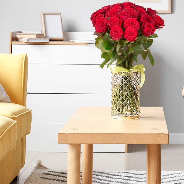 Bouquet de roses "41 GRANDES ROSES ROUGES" - Livraison Express | Florajet